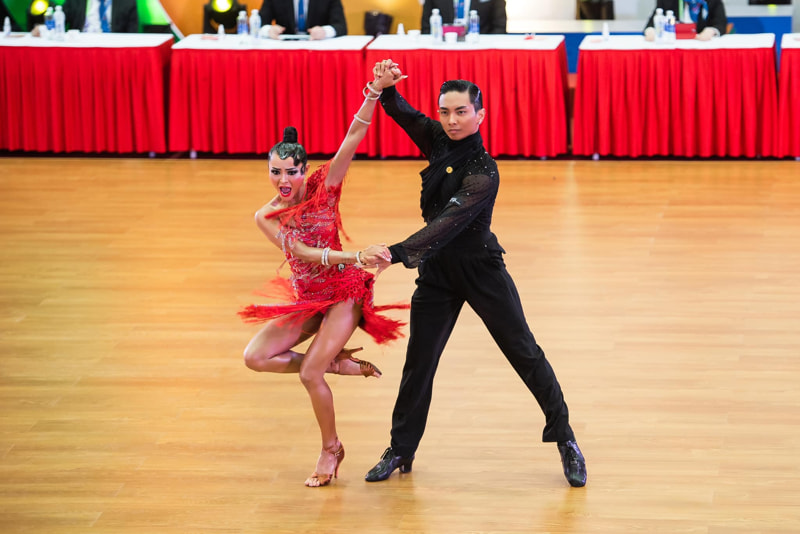 Cặp đôi “vàng” của Dancesport Việt Nam sẽ biểu diễn tại Lễ ra mắt Viện Văn hóa - Nghệ thuật UEF